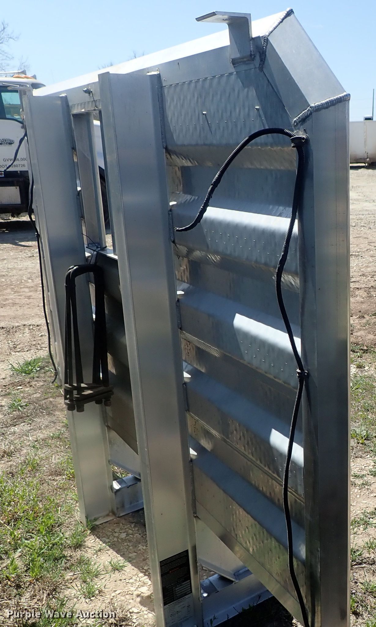 Sturdy Lite 6886P1BW aluminum headache rack in Lyons, KS | Item DG3083 ...
