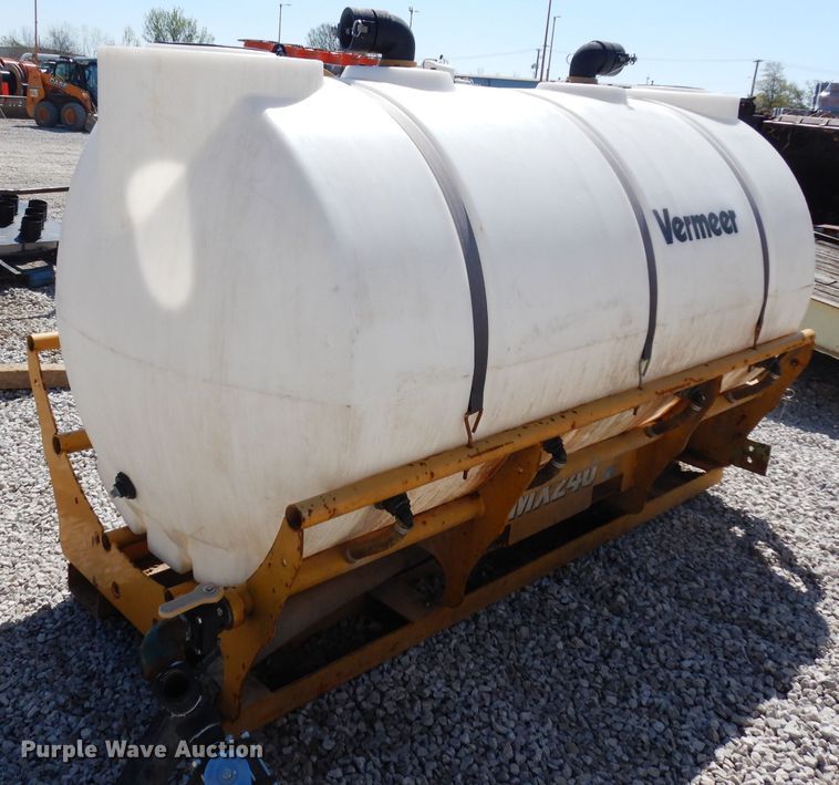 Vermeer MX240 directional boring unit water tank in Olathe, KS | Item ...