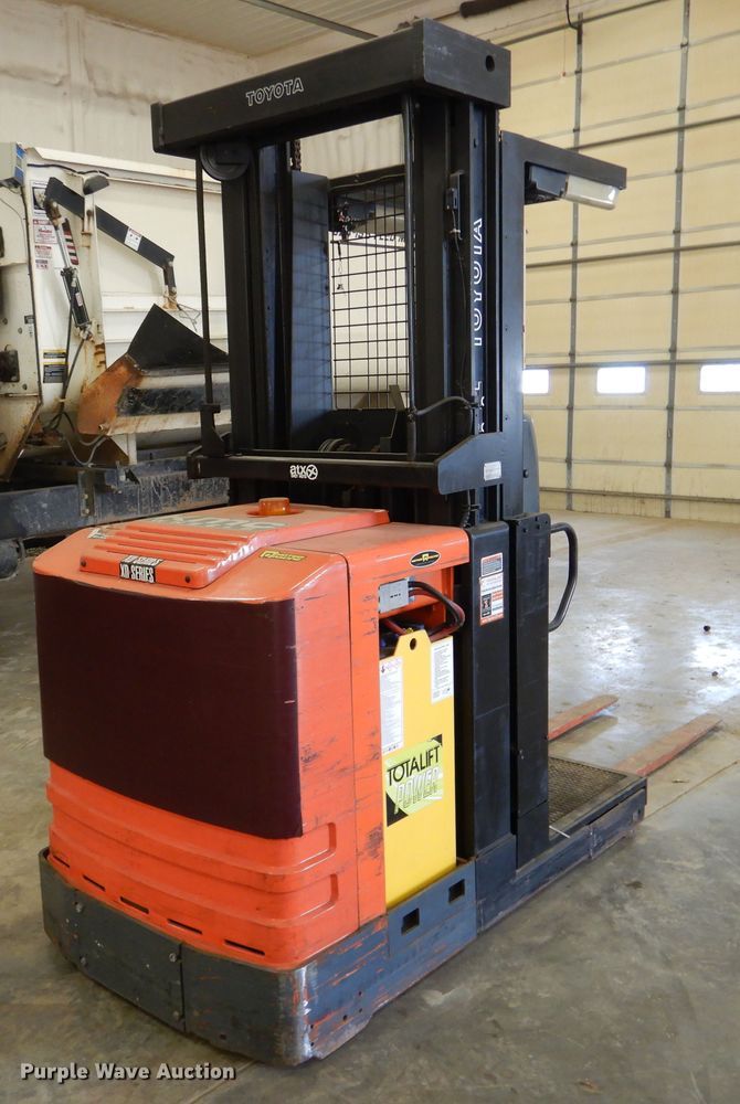 Toyota 7BPUE15 order picker in Richmond, MO | Item EK9206 sold | Purple ...