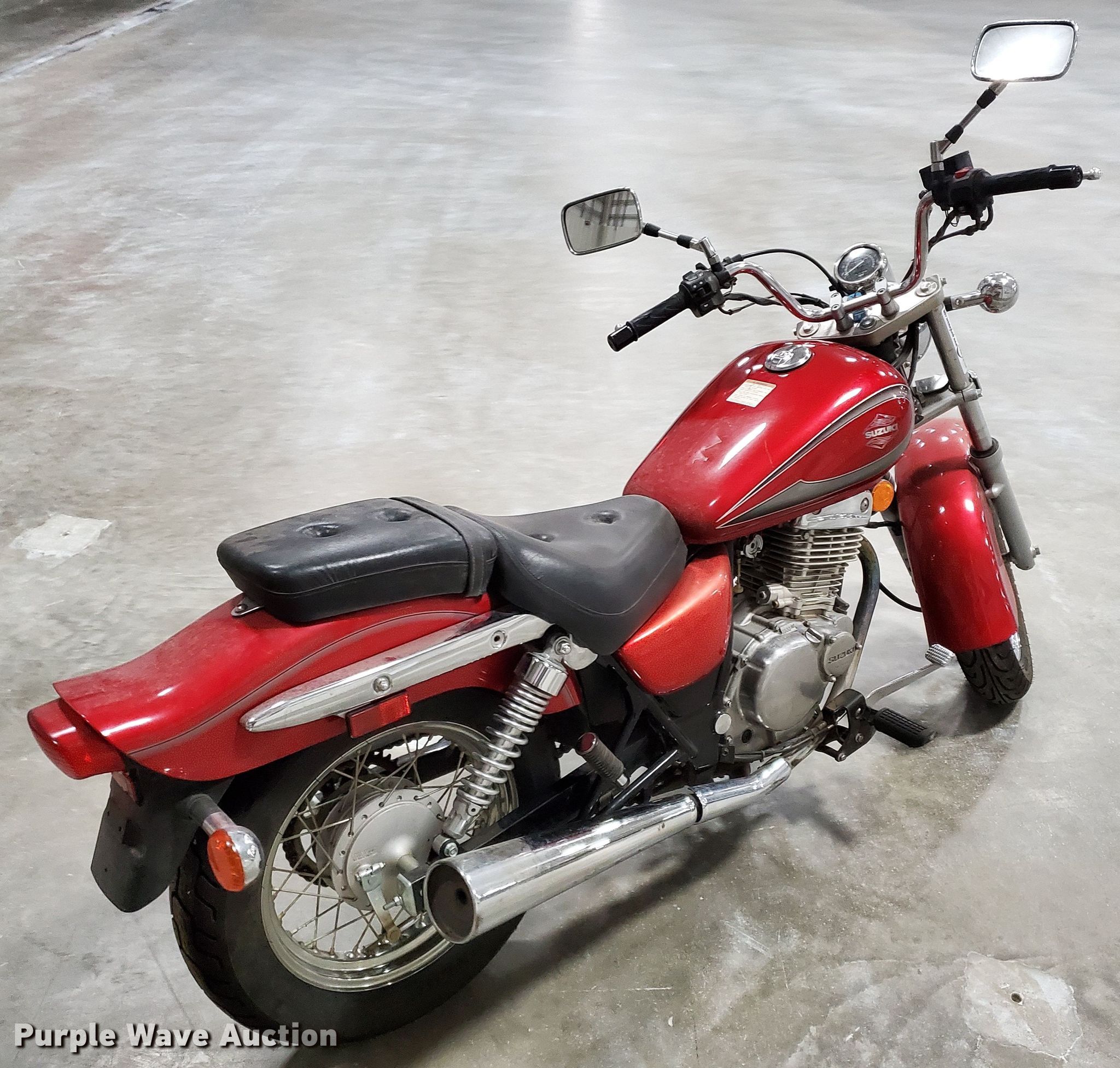 2001 Suzuki GZ250 motorcycle in Fort Pierre, SD | Item GW9735 sold ...