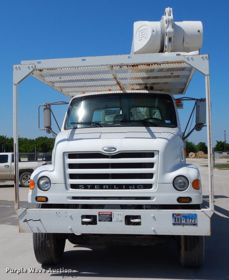 2004 Sterling L-Line bucket truck in Itasca, TX | Item DH2465 sold ...