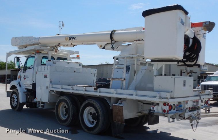 2004 Sterling L-Line bucket truck in Itasca, TX | Item DH2465 sold ...