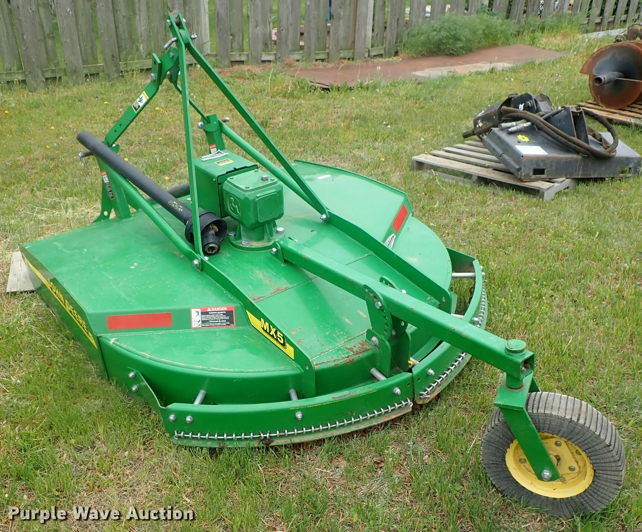 John Deere MX5 rotary mower in Lewis, KS | Item DG3157 sold | Purple Wave