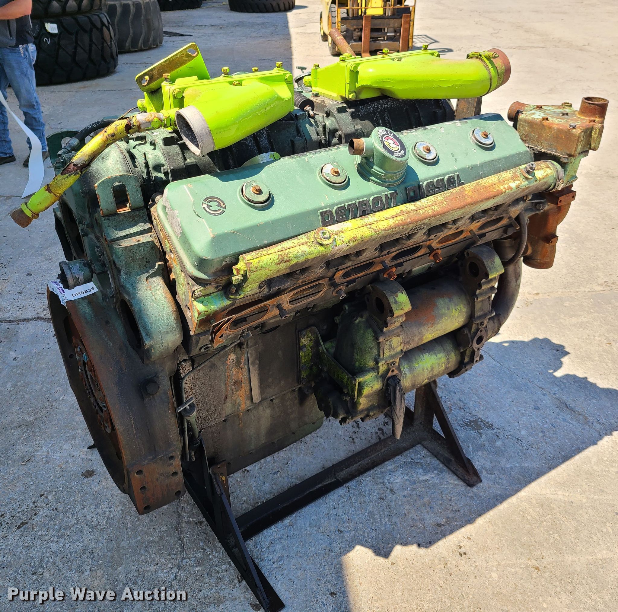 Detroit Diesel 12V71 12 cylinder diesel engine in Liberty, MO | Item ...