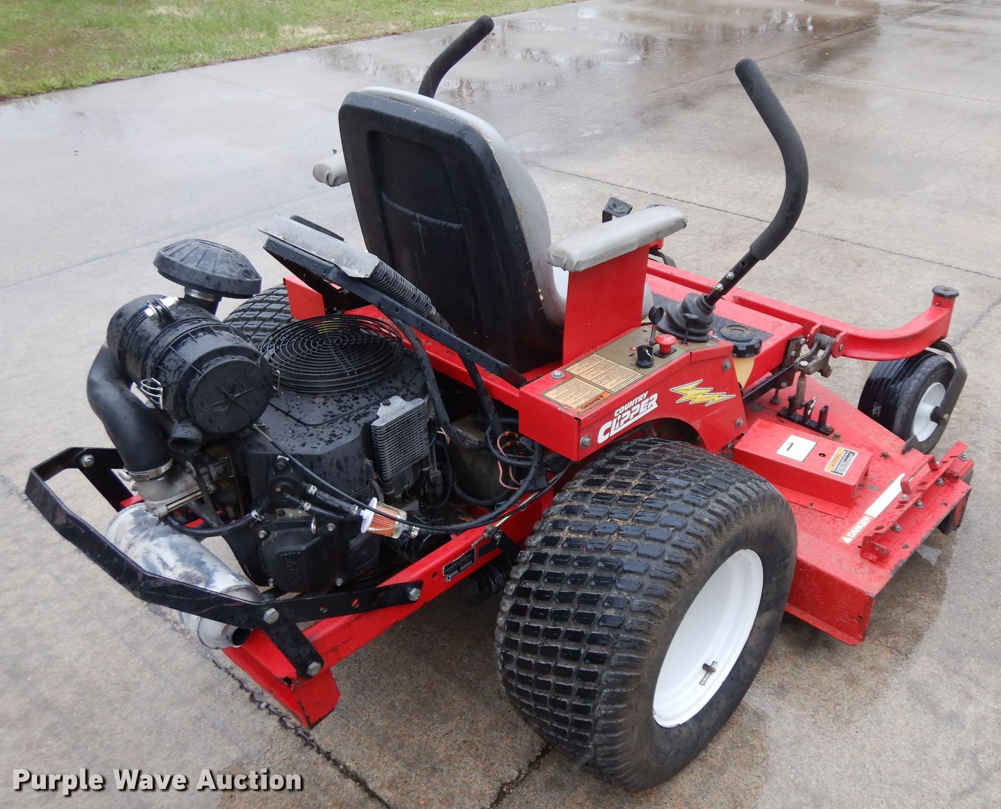 Country Clipper Charger ZTR lawn mower in Malcolm, NE | Item GY9081 ...