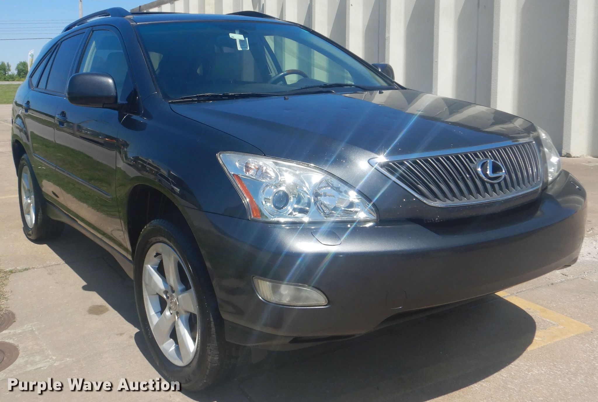 2004 Lexus RX SUV in Tulsa, OK | Item GY9791 sold | Purple Wave