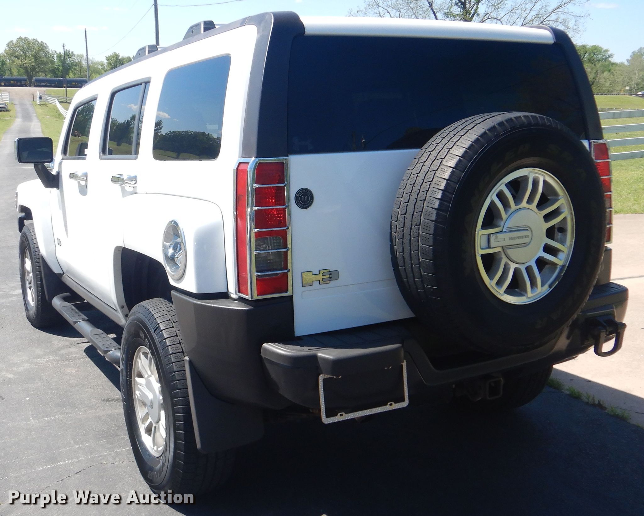 2007 Hummer H3 SUV in Bristow, OK | Item GY9847 sold | Purple Wave