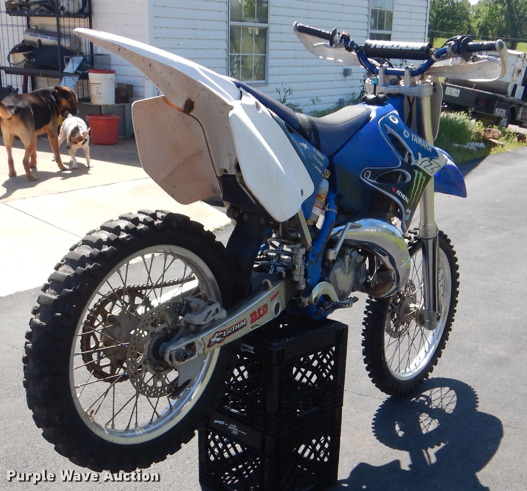 2003 Yamaha YZ125 dirt bike in Bristow, OK | Item GY9848 sold | Purple Wave