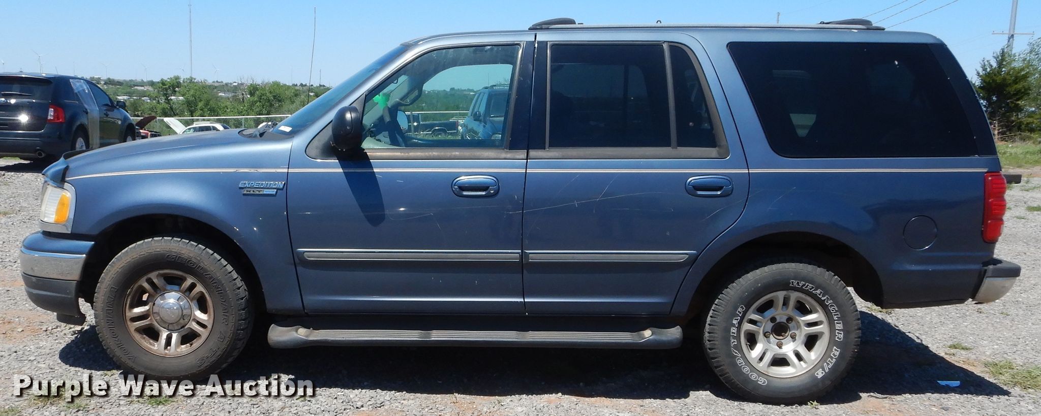 1999 Ford Expedition SUV in Weatherford, OK | Item HA9061 sold | Purple ...