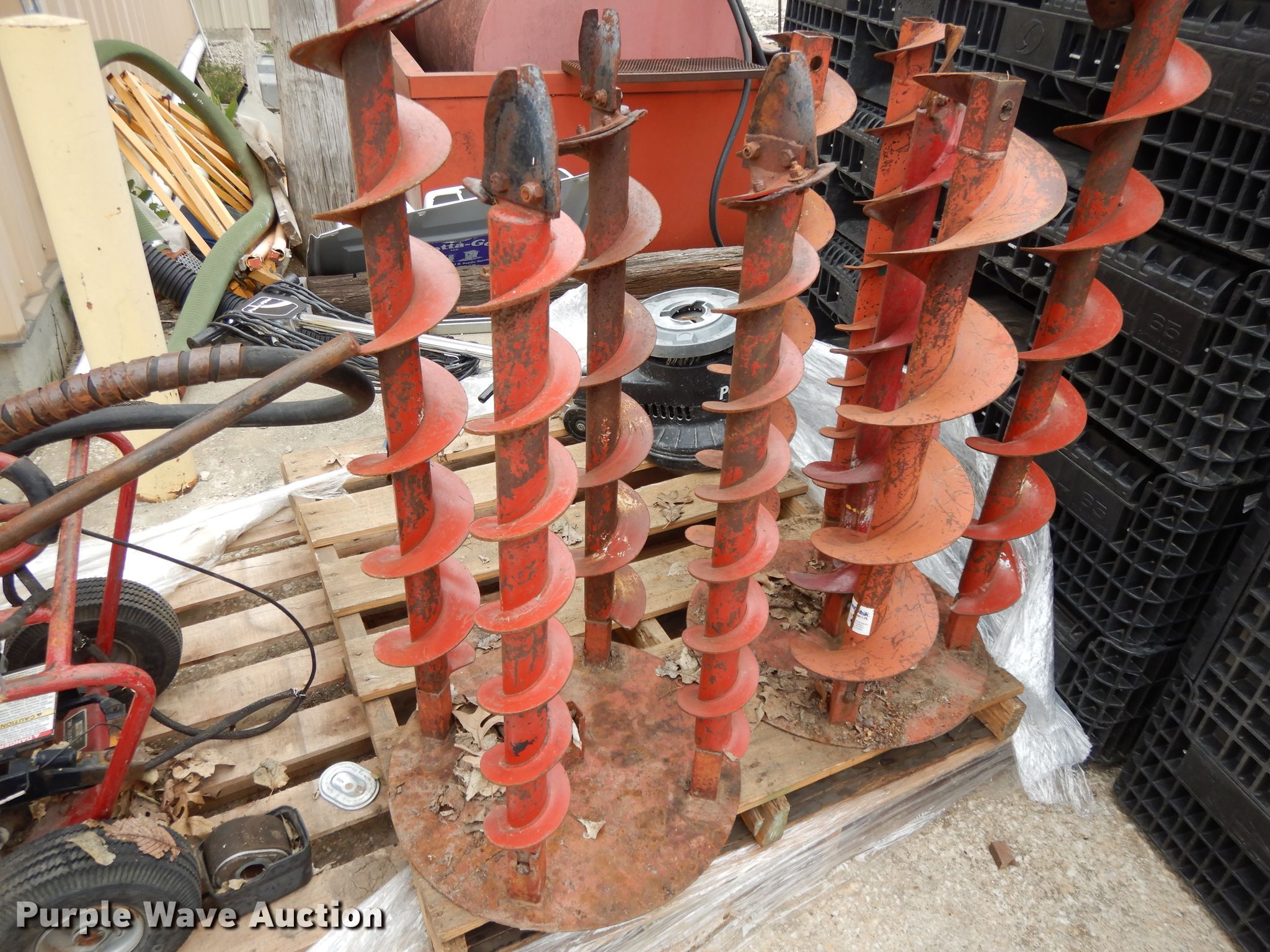 Little Beaver 5 auger in Paola, KS | Item DE5605 sold | Purple Wave