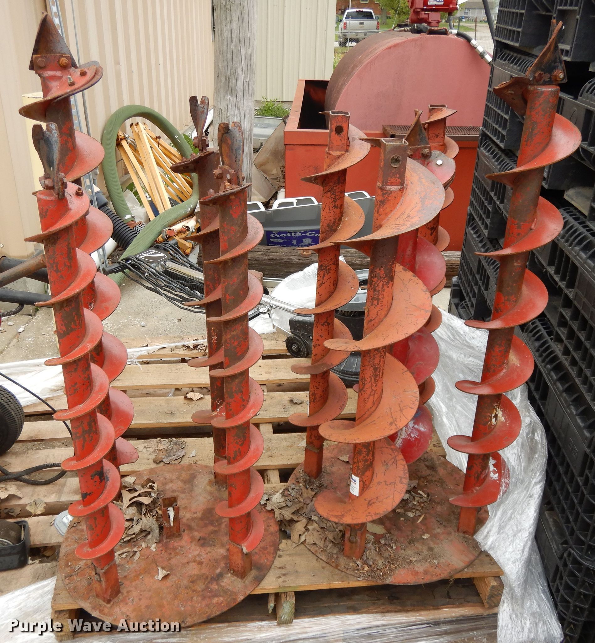 Little Beaver 5 auger in Paola, KS | Item DE5605 sold | Purple Wave