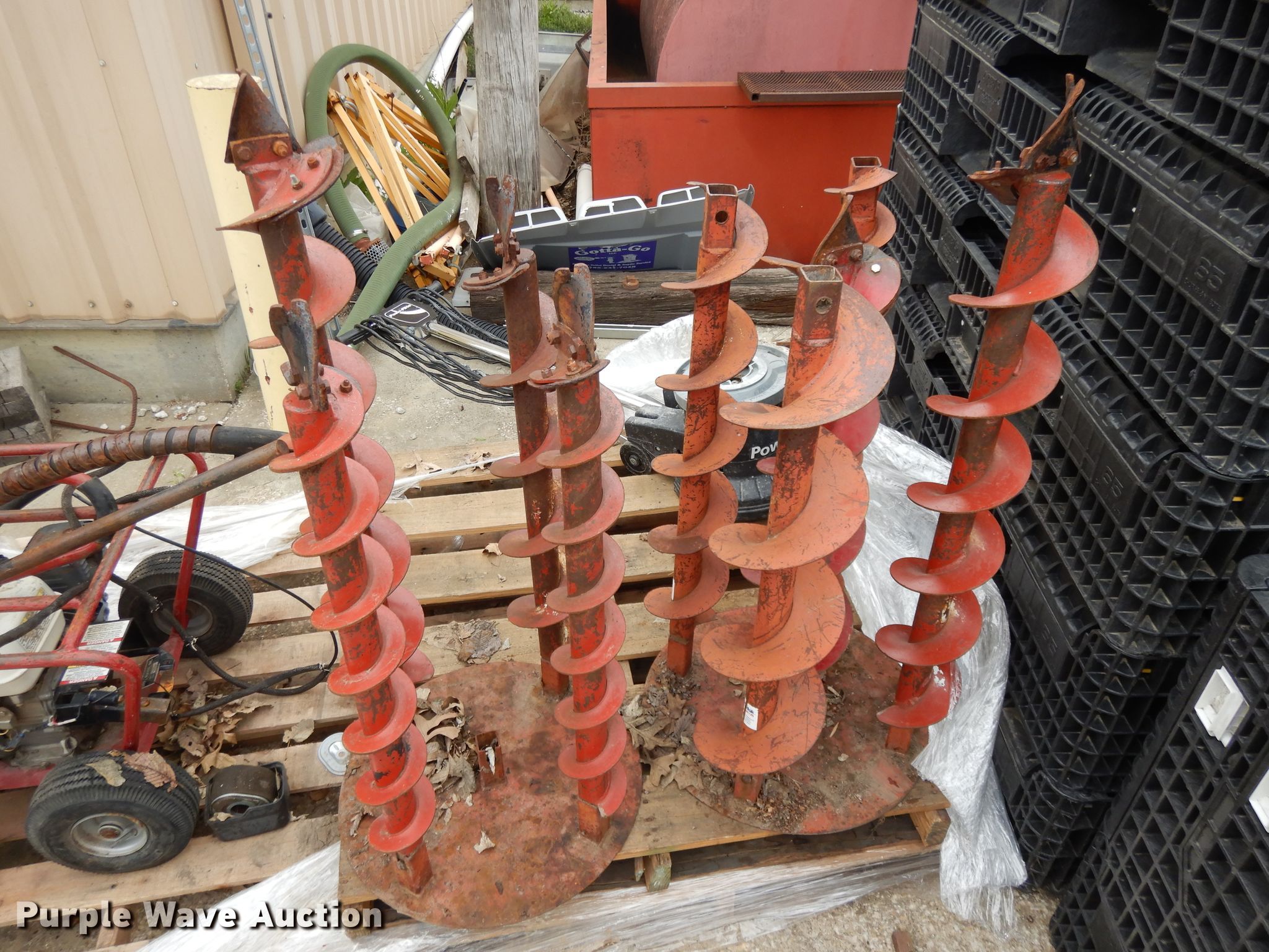 Little Beaver 5 auger in Paola, KS | Item DE5605 sold | Purple Wave