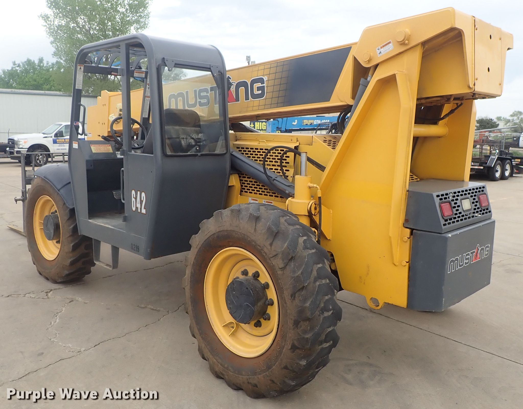 2007 Mustang 642 telehandler in Wichita, KS | Item DG3104 for sale ...