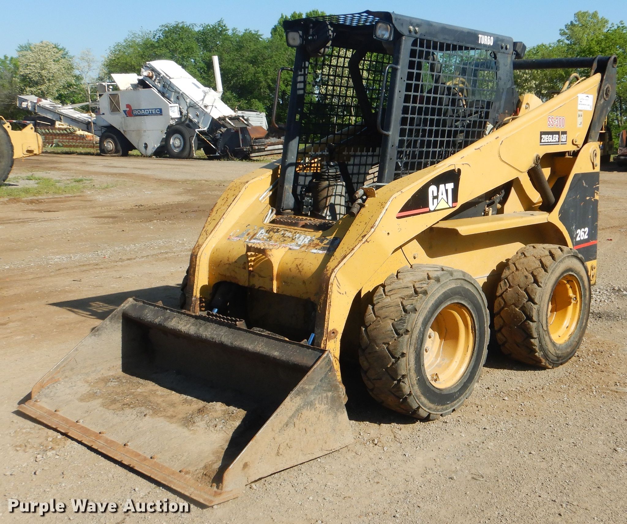 2002 Caterpillar 262 skid steer loader in Muskogee, OK | Item DI2488 ...