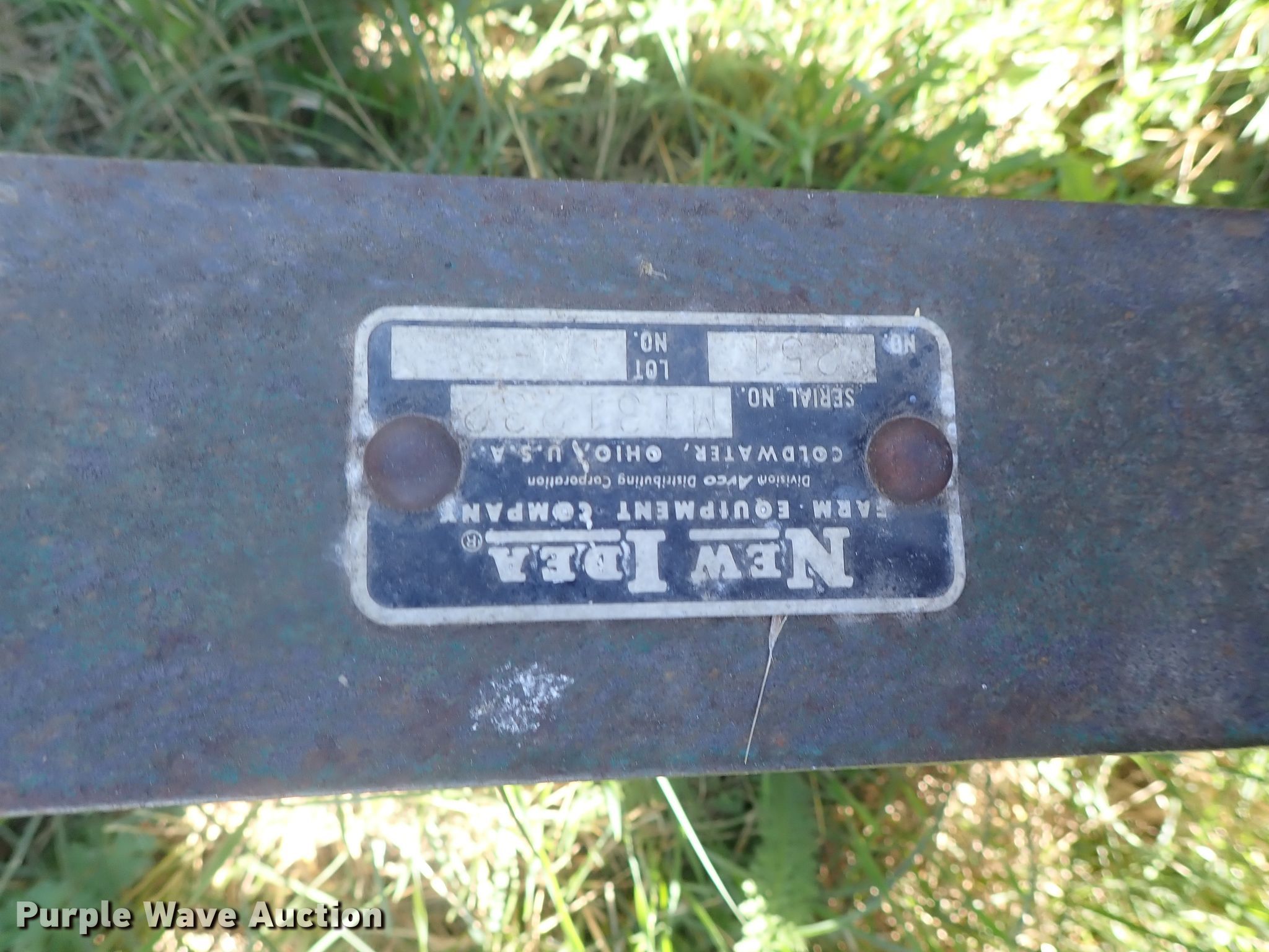 New Idea 251 sickle mower in Inman, KS | Item DG3122 sold | Purple Wave