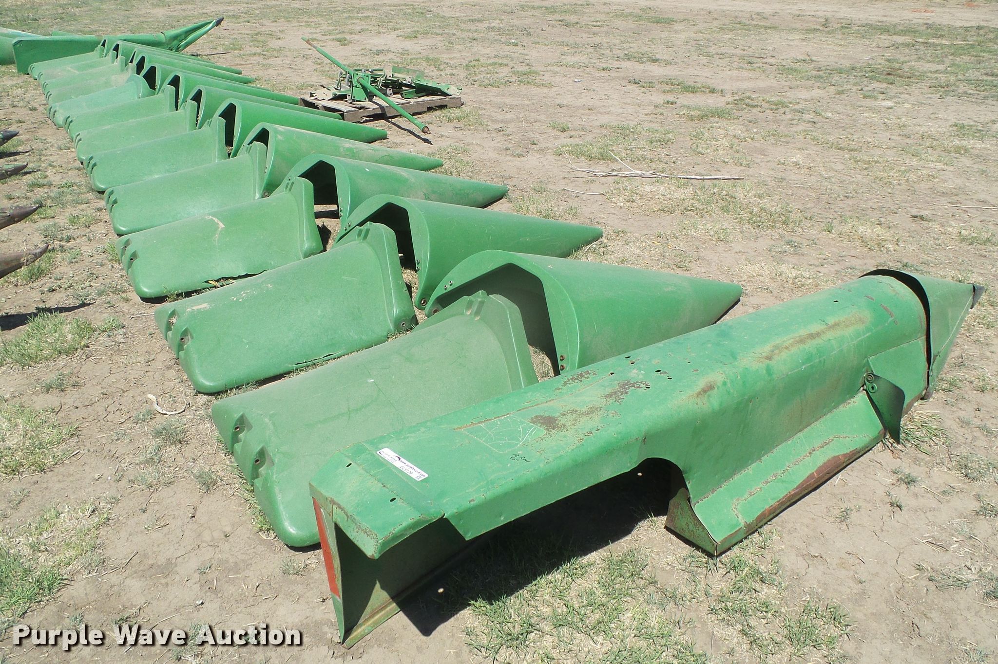 12 row poly snouts in Sublette, KS | Item EL9129 sold | Purple Wave