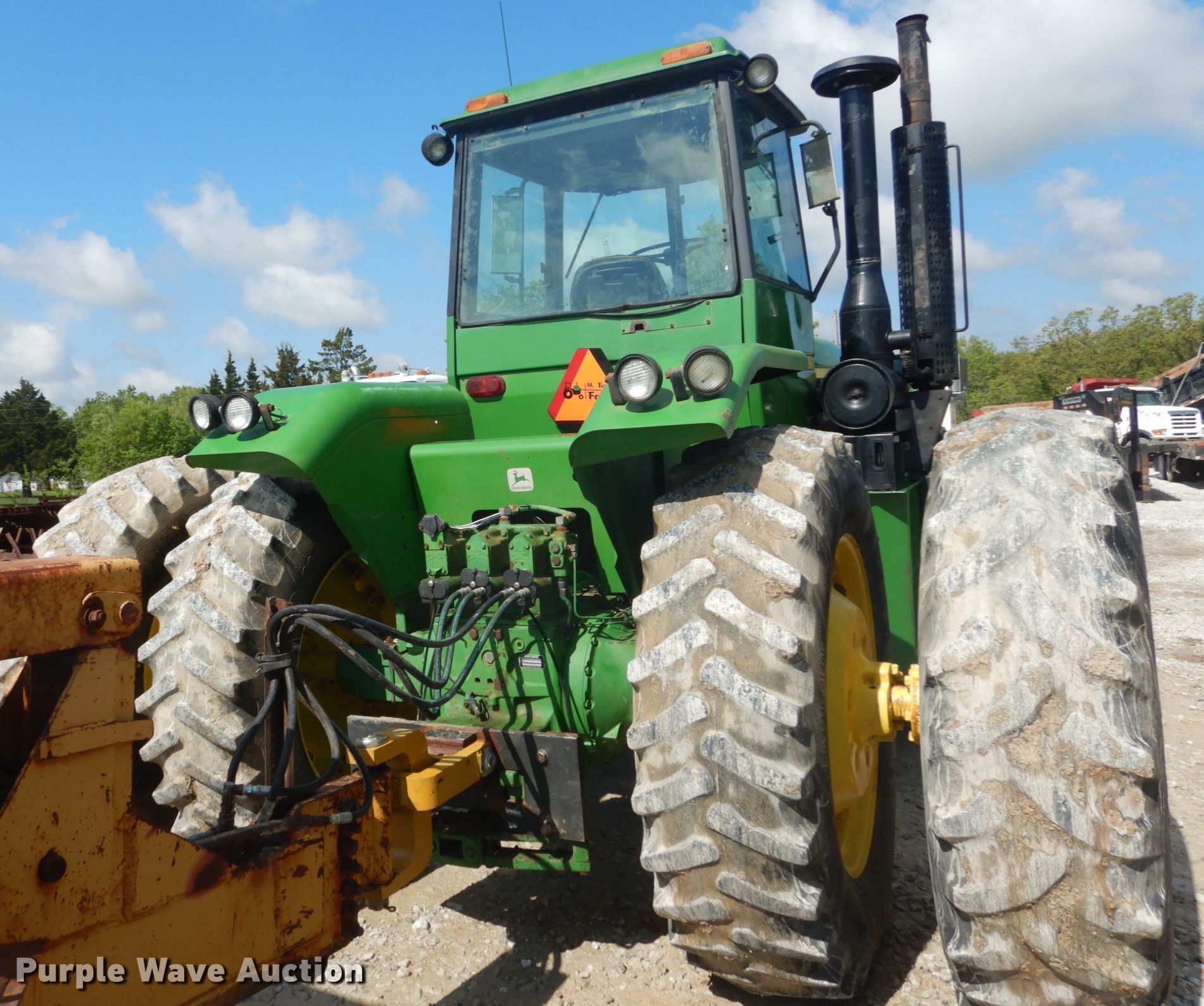 1984 John Deere 8450 4WD tractor in Foristell, MO | Item GU9981 sold ...