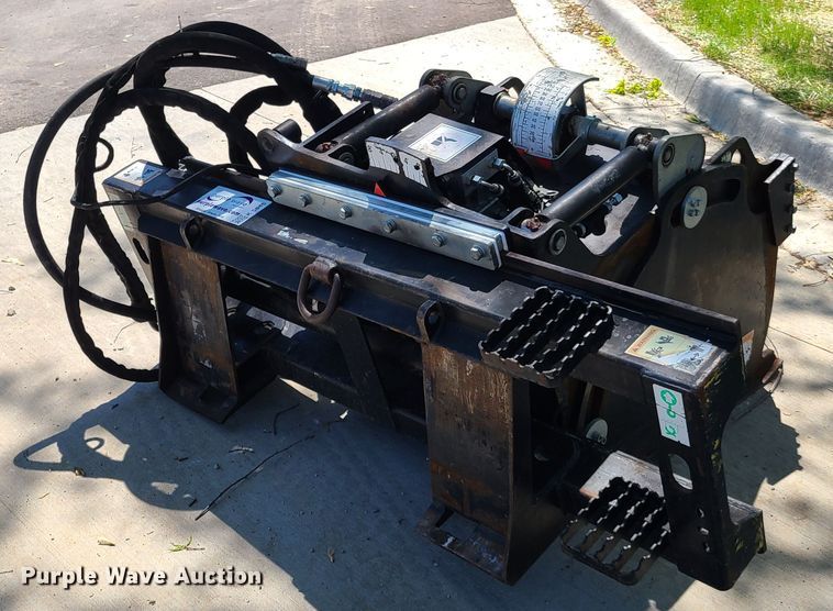 Caterpillar PC206 skid steer cold planer in Sugar Creek, MO | Item ...