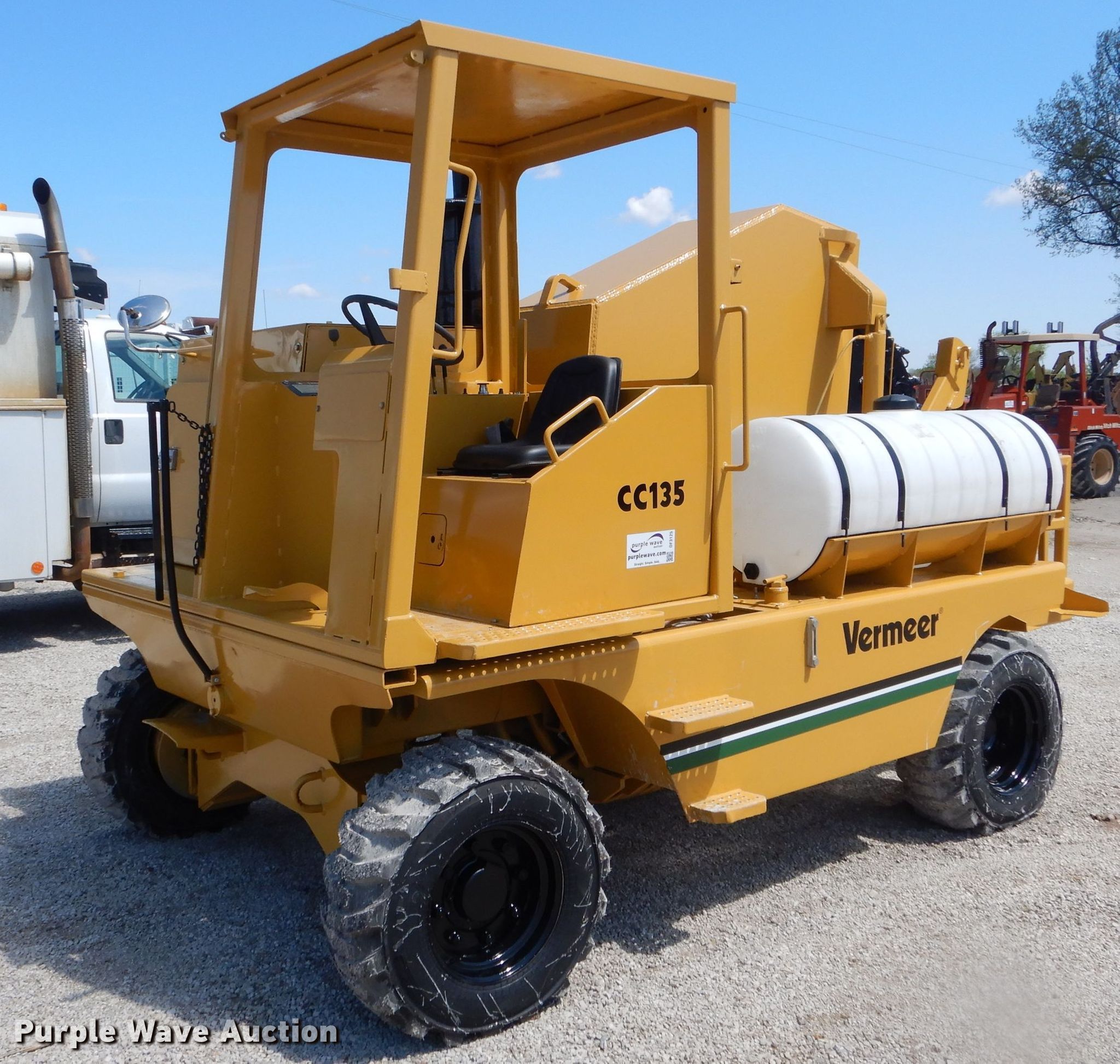 1988 Vermeer CC135 rock saw in Clinton, IL | Item DF3125 sold | Purple Wave