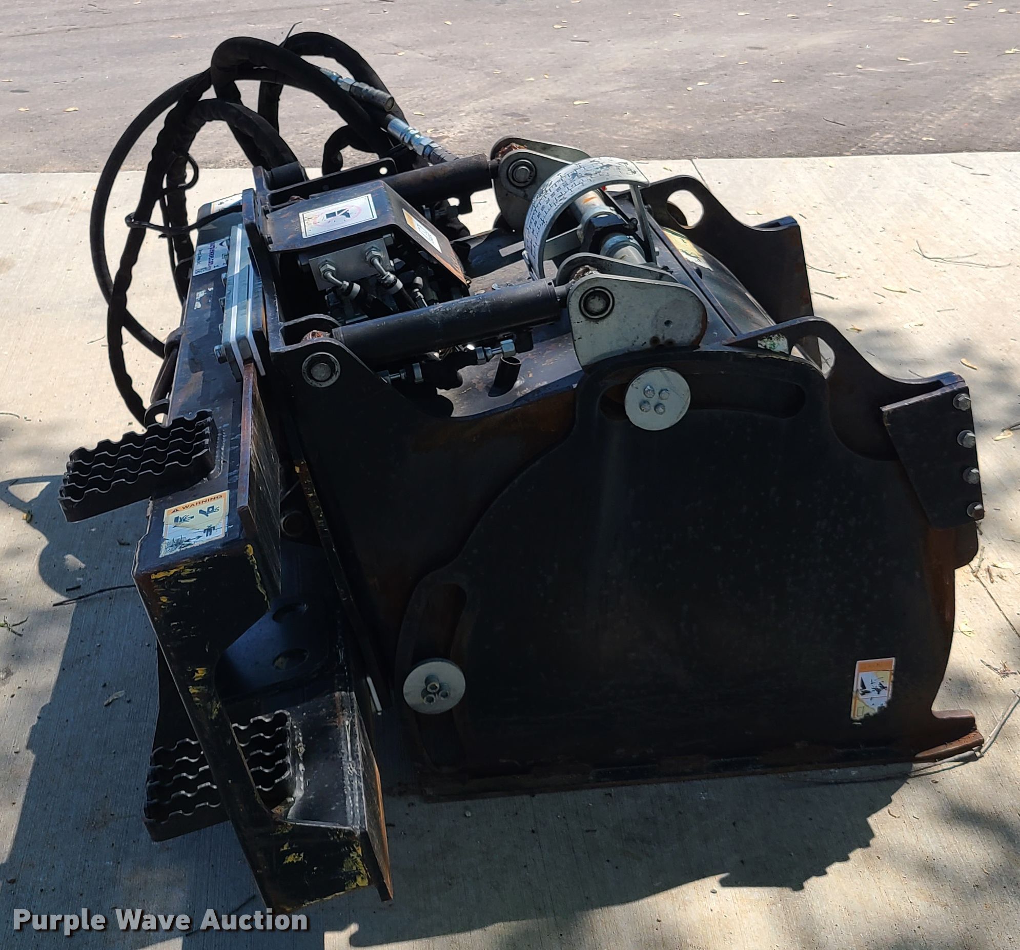 Caterpillar PC206 skid steer cold planer in Sugar Creek, MO | Item ...