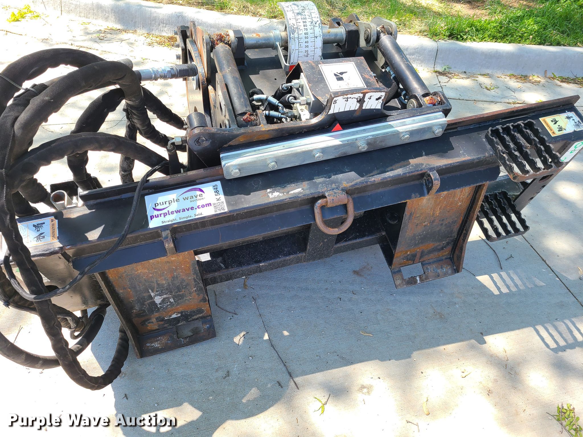 Caterpillar PC206 skid steer cold planer in Sugar Creek, MO | Item ...