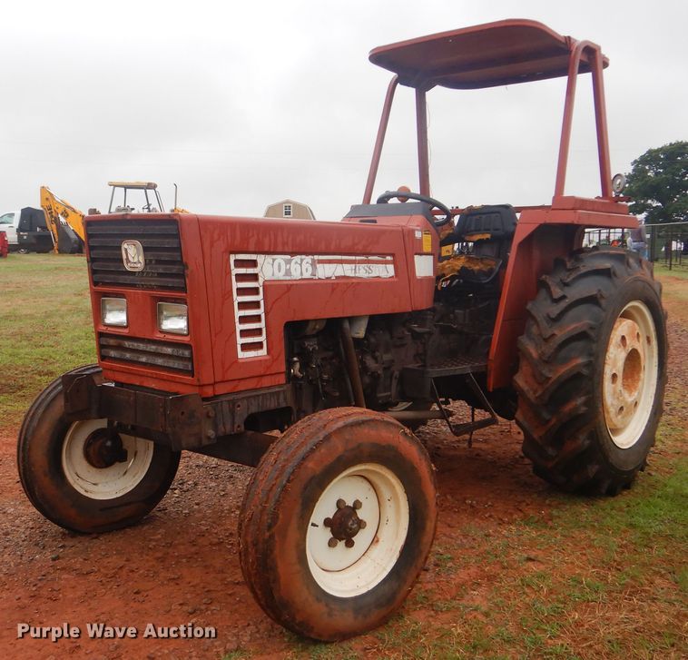 Hesston 60-66 tractor in Tryon, OK | Item DG8586 sold | Purple Wave