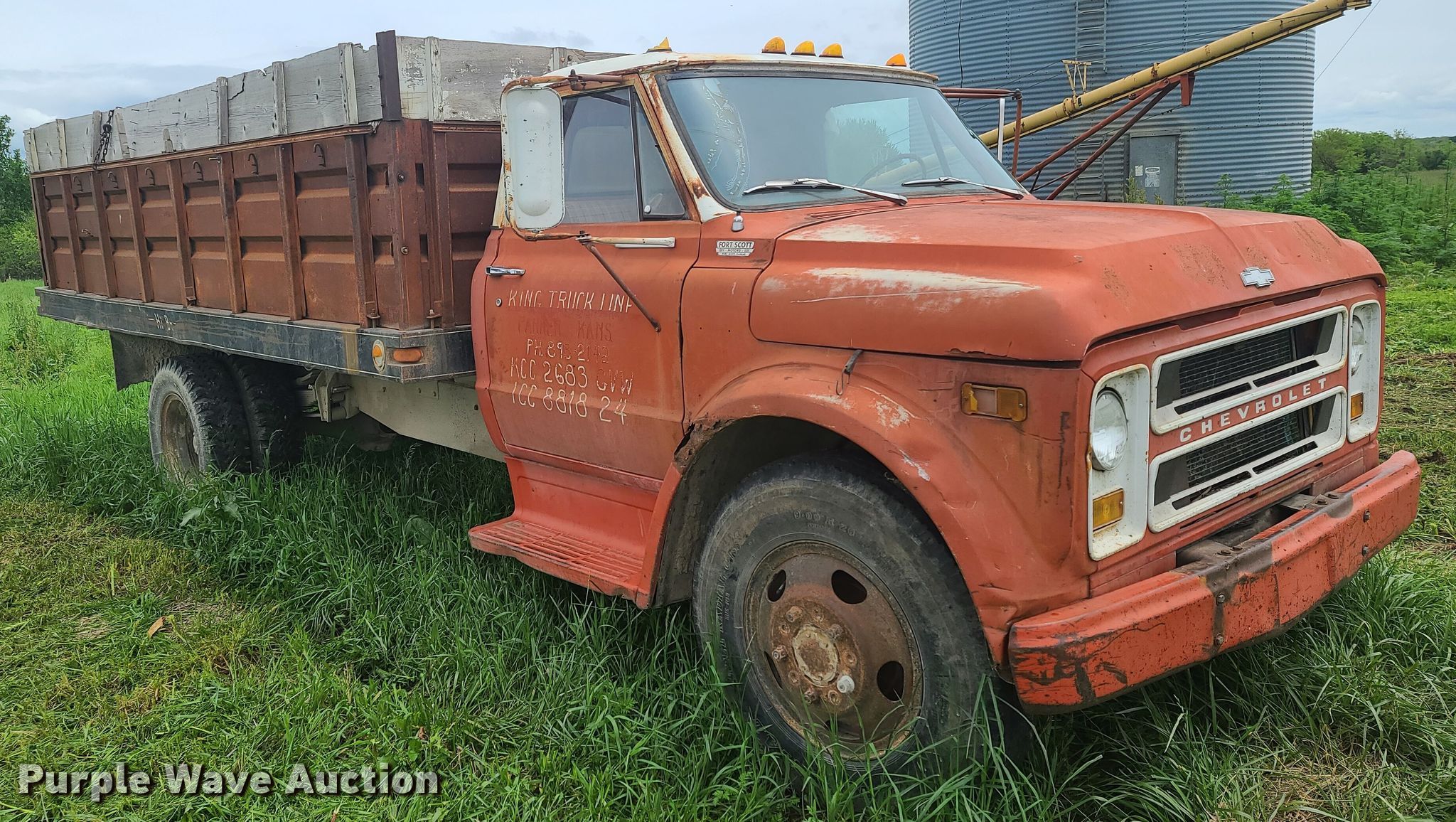 1970 Chevrolet C50 grain truck in Centerville, KS | Item DE2447 sold ...