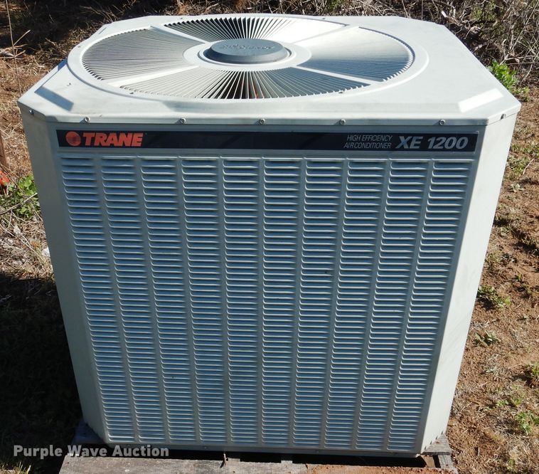 Trane XE1200 air conditioner condenser in Fort Supply, OK | Item GE9463 ...