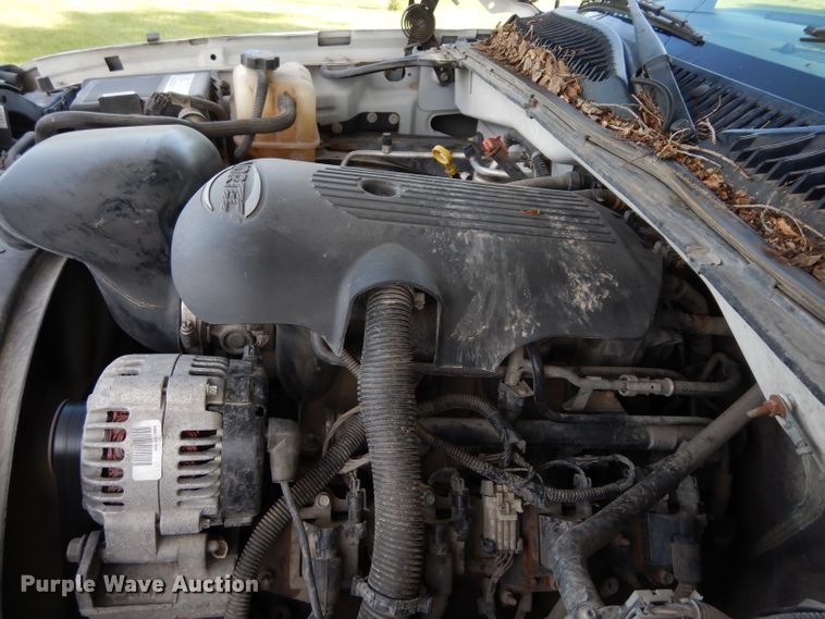 2004 Chevrolet Silverado 1500 Crew Cab pickup truck in Cedar Point, KS ...