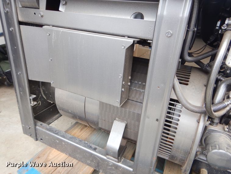 Lincoln SAE 300-MP welder in Welch, OK | Item GP9201 sold | Purple Wave