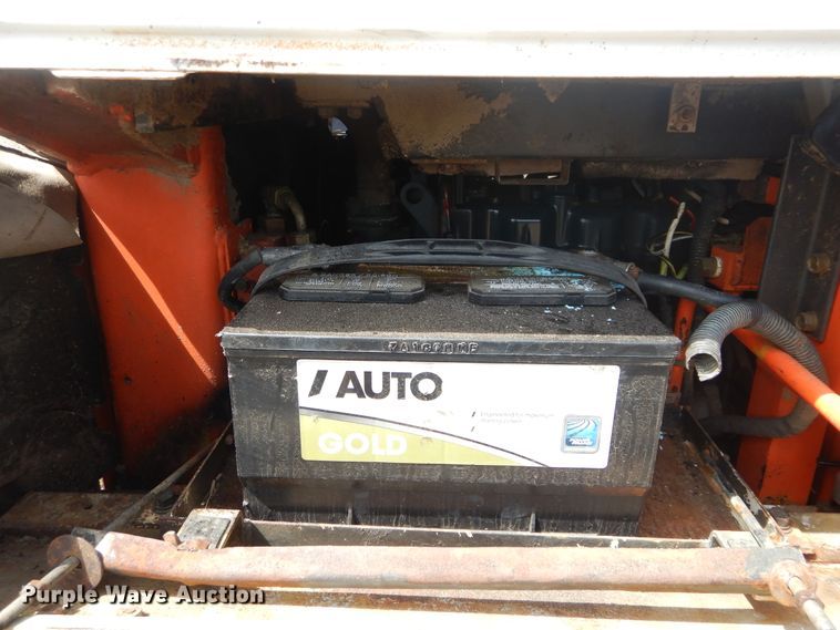 1986 Kubota R400 wheel loader in Jones, OK | Item HS9595 sold | Purple Wave