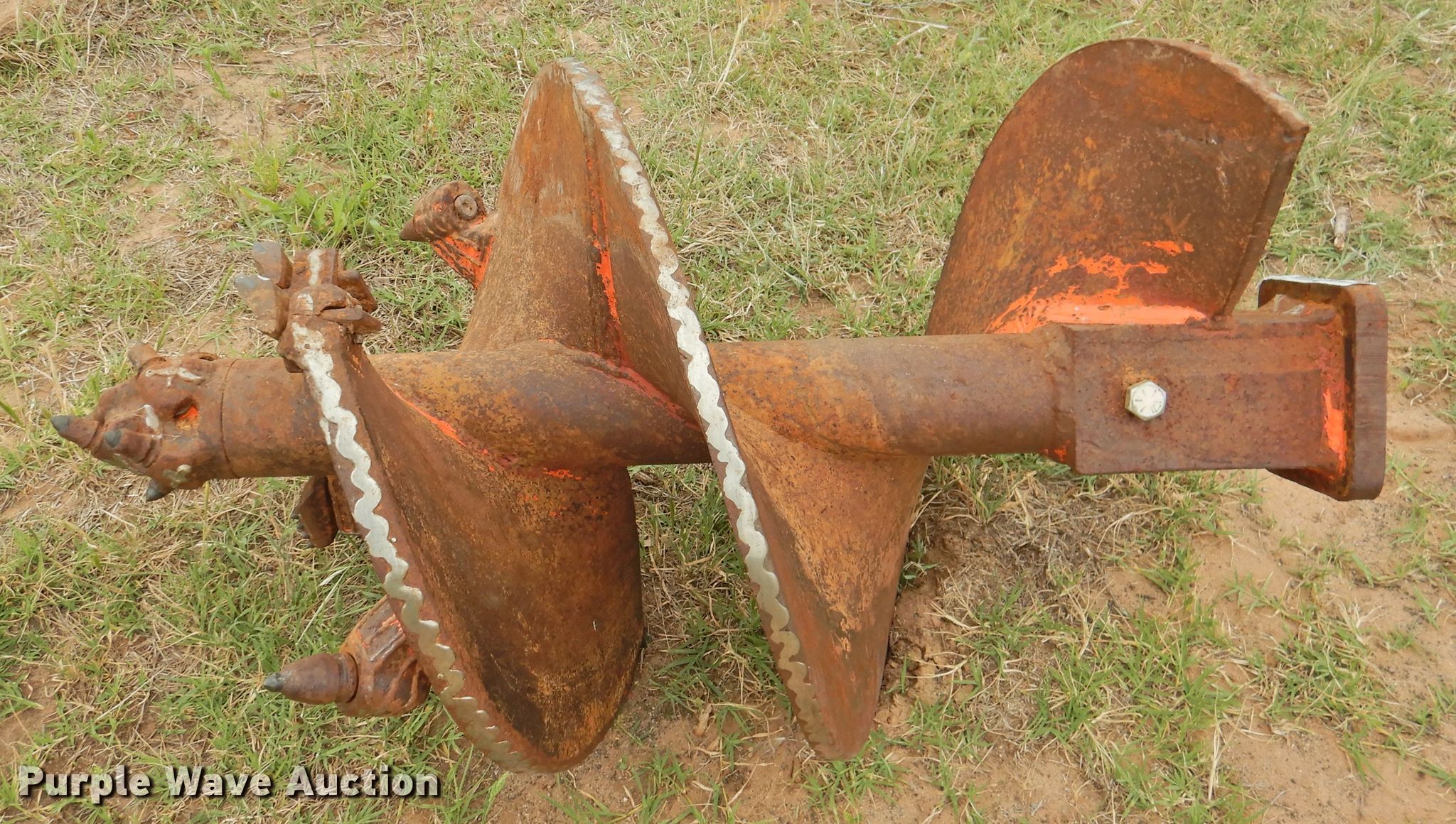24" diameter auger in Sayre, OK | Item GN9886 sold | Purple Wave