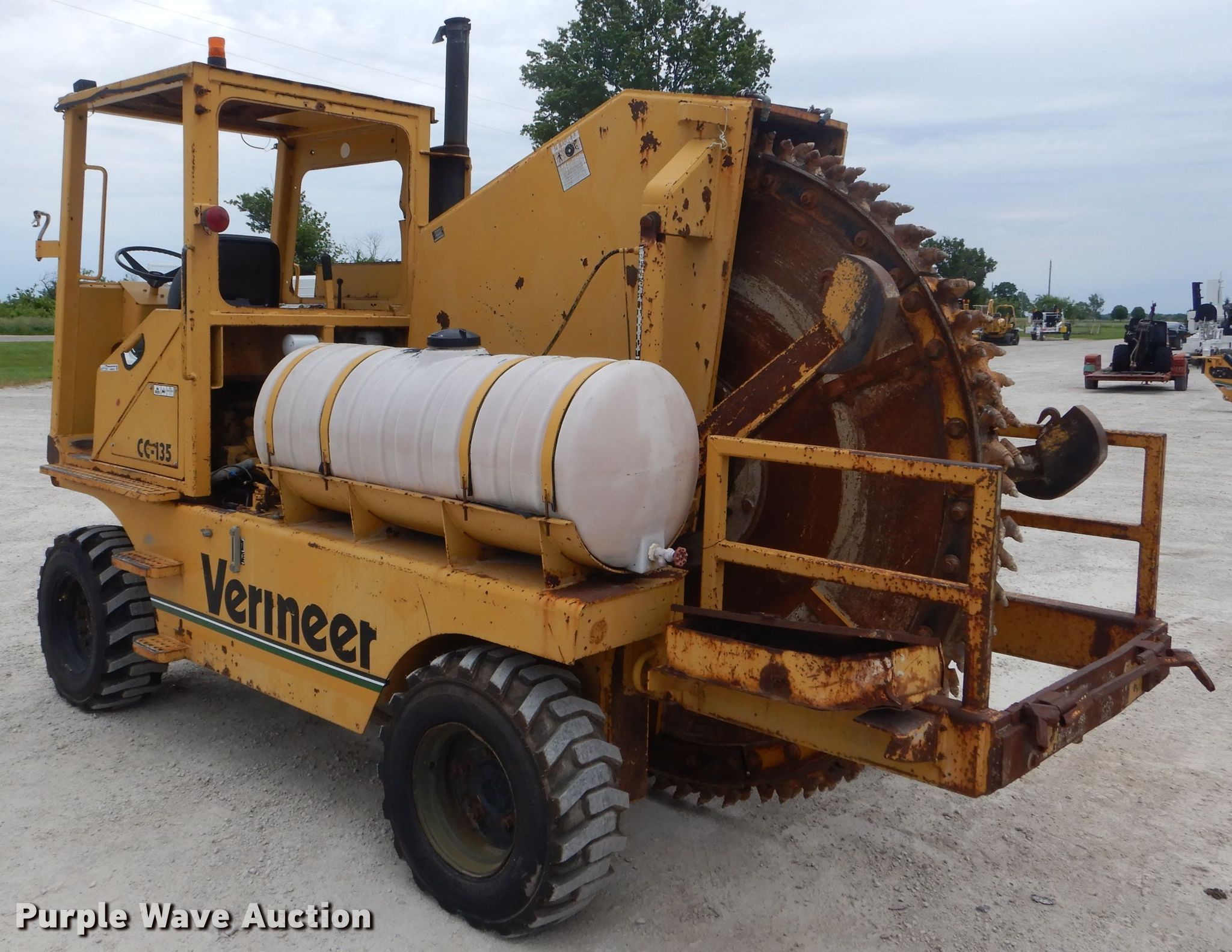 1994 Vermeer CC-135 rock saw in Clinton, IL | Item HM9504 sold | Purple ...