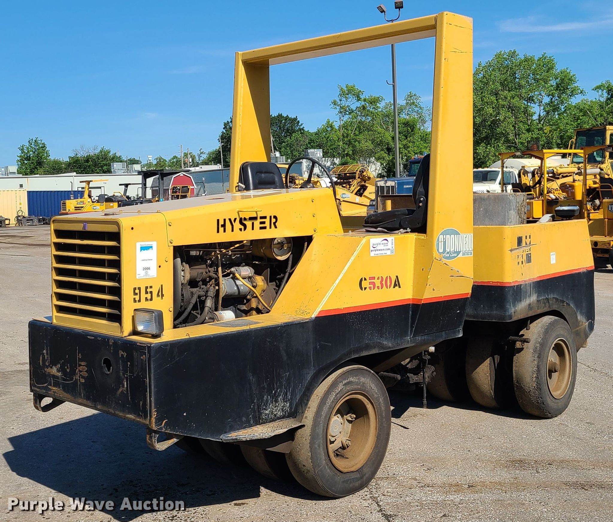 Hyster C530A pneumatic roller in Overland Park, KS | Item K5916 sold ...