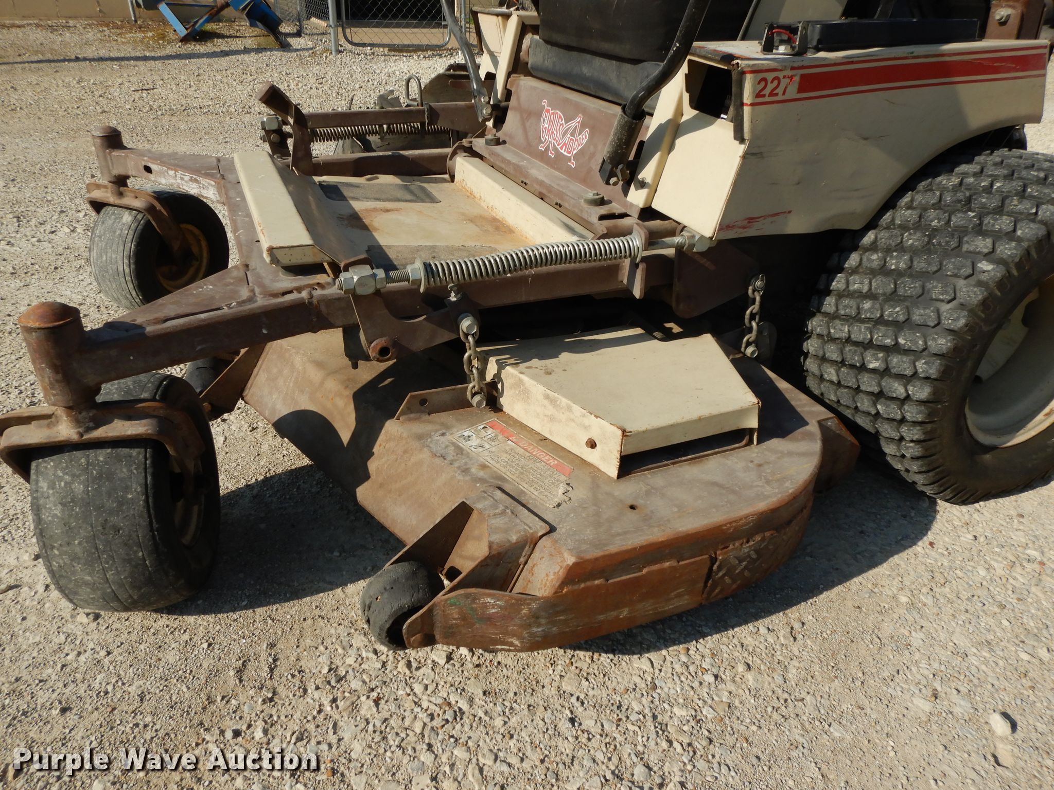 Grasshopper 227 ZTR lawn mower in Solomon, KS | Item DE5719 sold ...