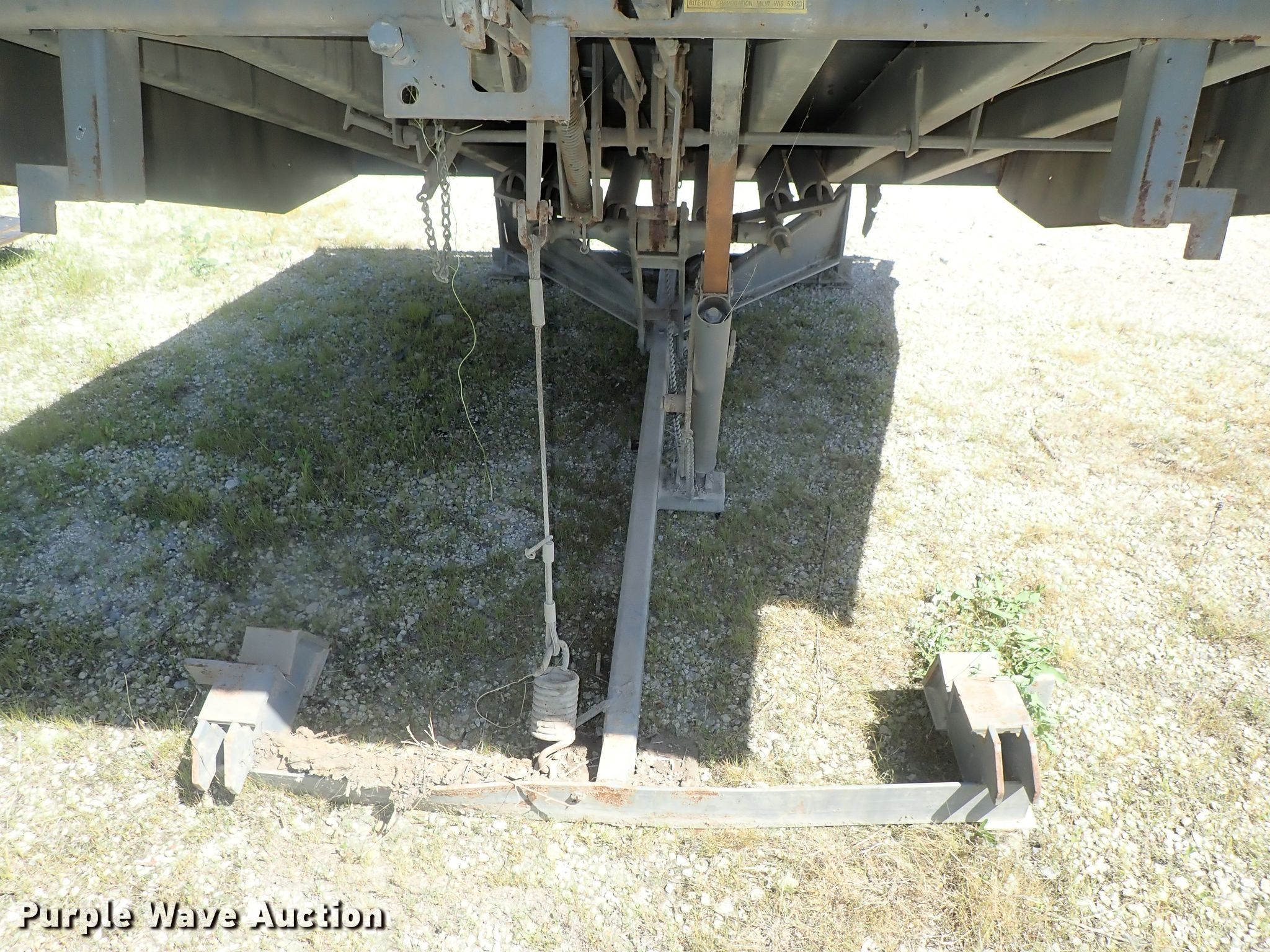 Rite Hite dock leveler in Wichita, KS | Item GX9540 sold | Purple Wave