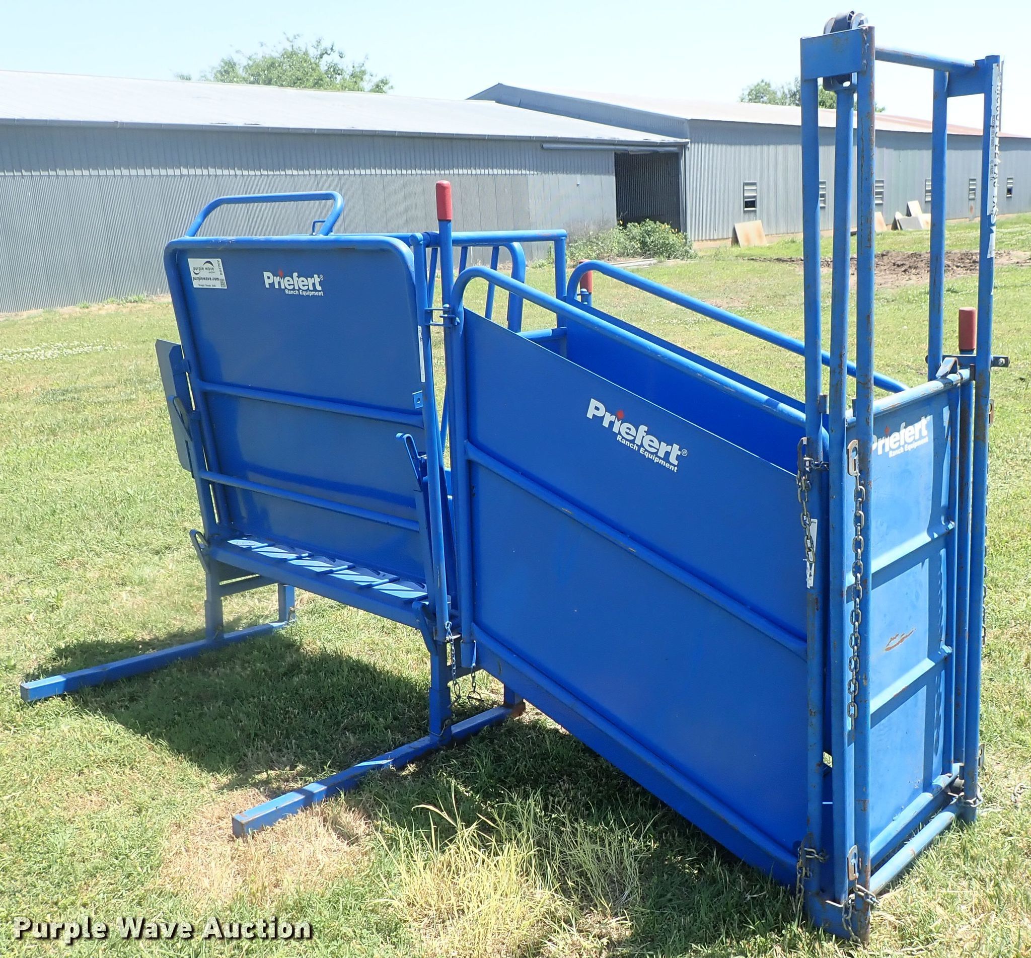 Priefert goat chute in Maize, KS | Item DG2202 sold | Purple Wave