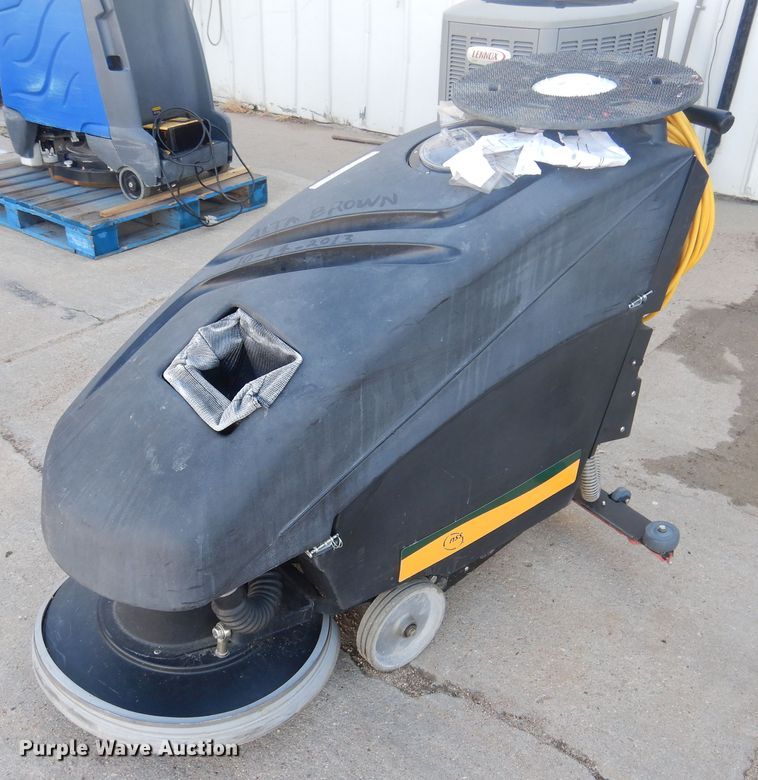 NSS Enterprises Wrangler floor scrubbers in Garden City, KS | Item ...