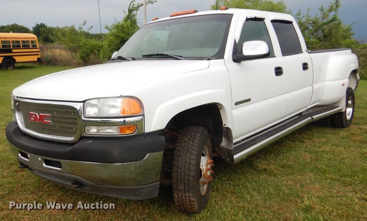 2001 GMC Sierra 3500 Crew Cab pickup truck in Collinsville, OK | Item ...