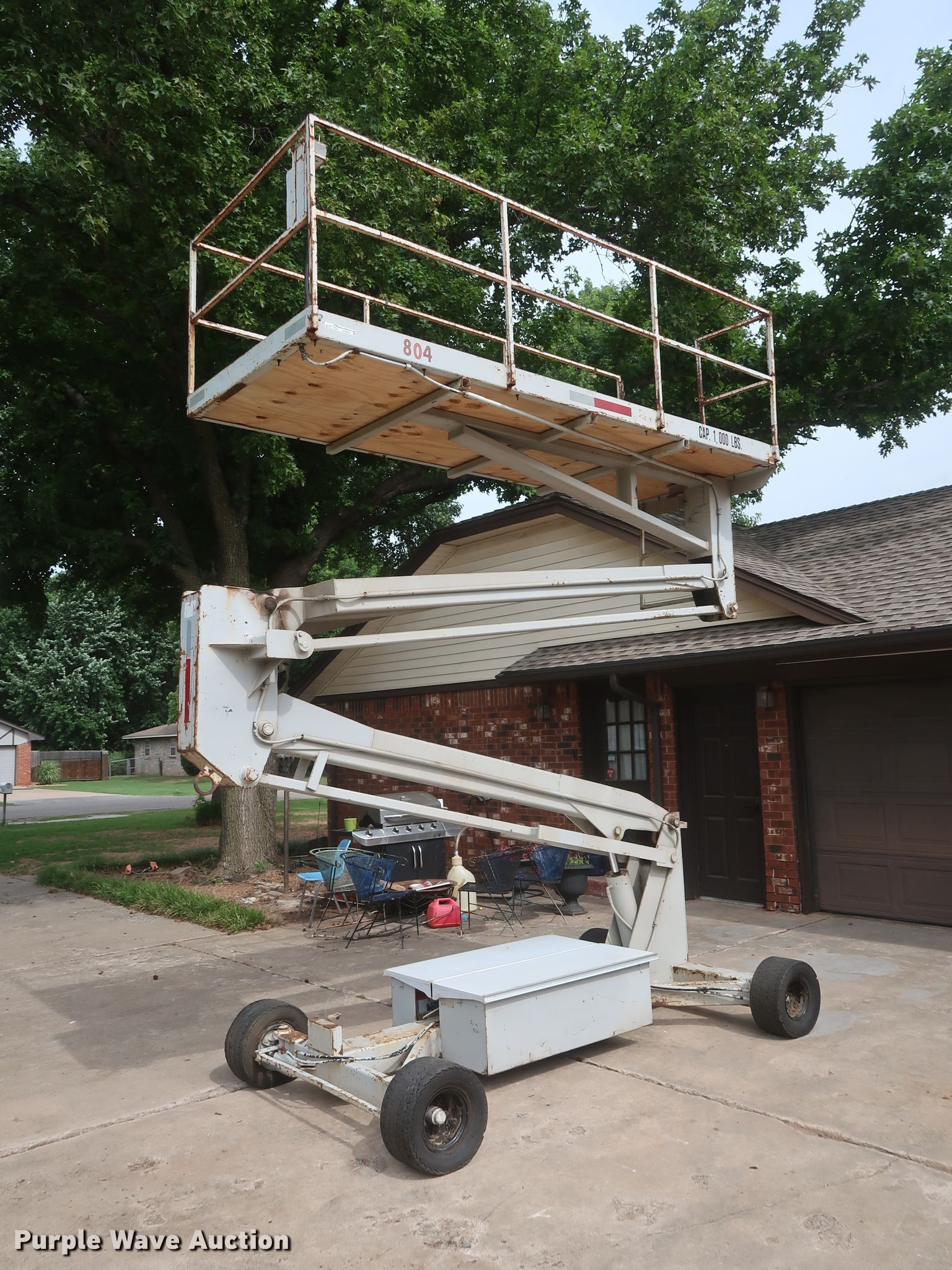 Strato-lift MR-25 scissor lift in Oklahoma City, OK | Item HT9552 sold ...