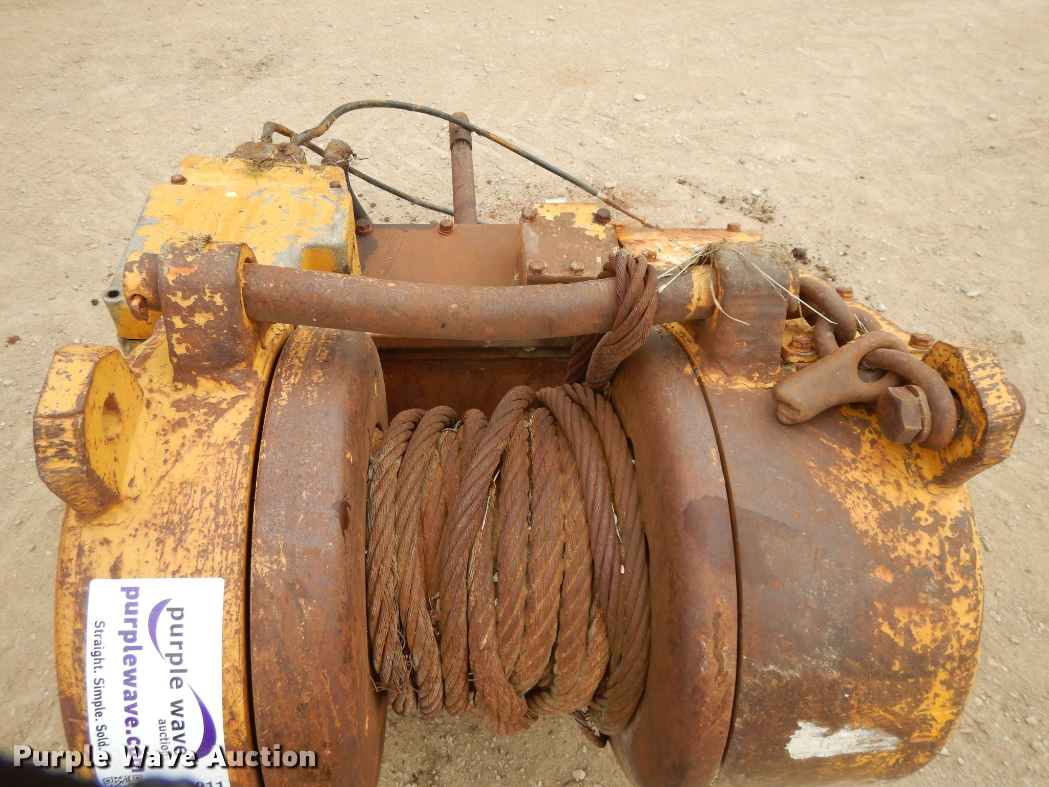 Hyster dozer winch in Wamego, KS | Item DG7911 sold | Purple Wave