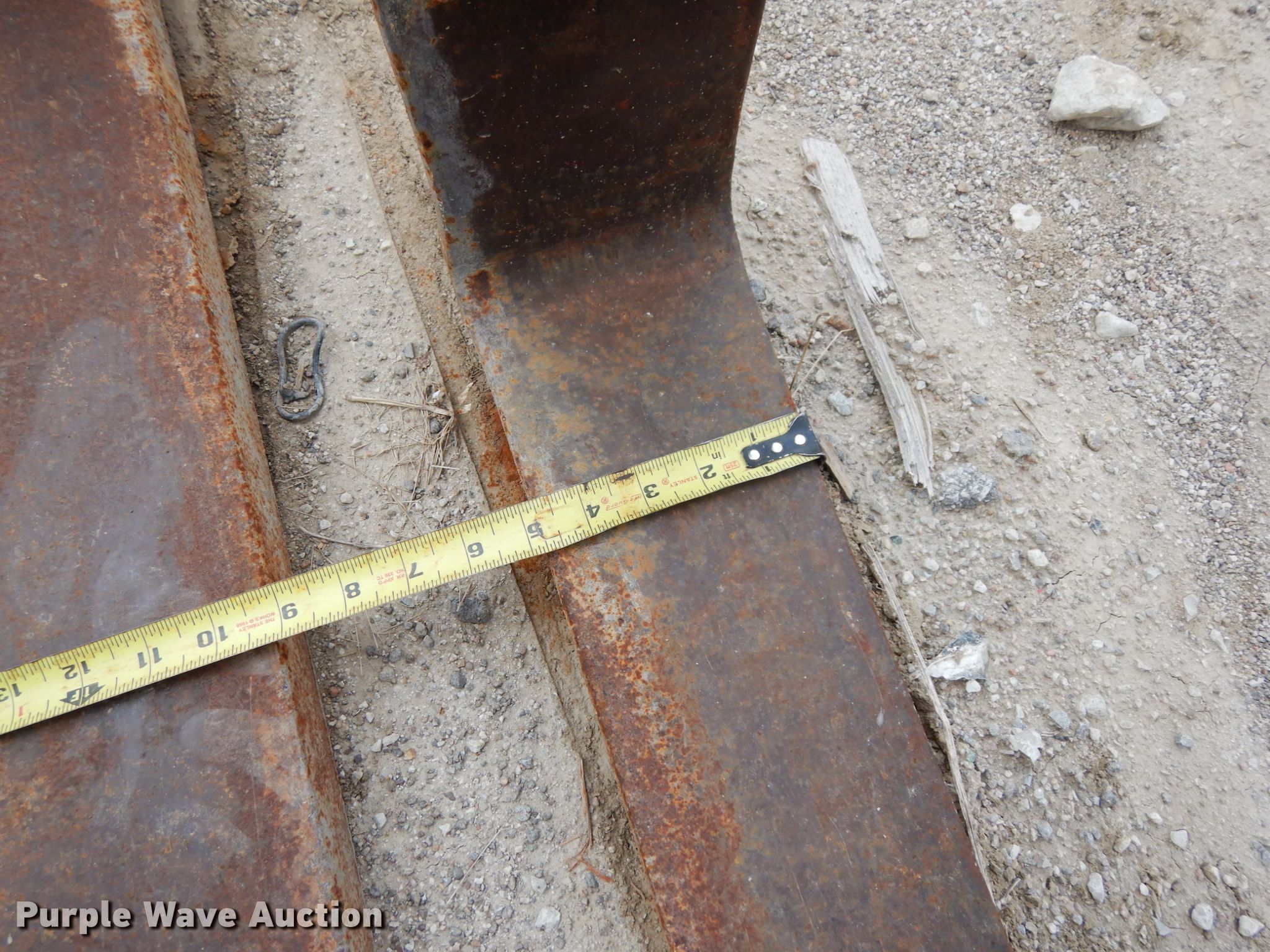 Kenhar pallet forks in Omaha, NE | Item DO9286 sold | Purple Wave