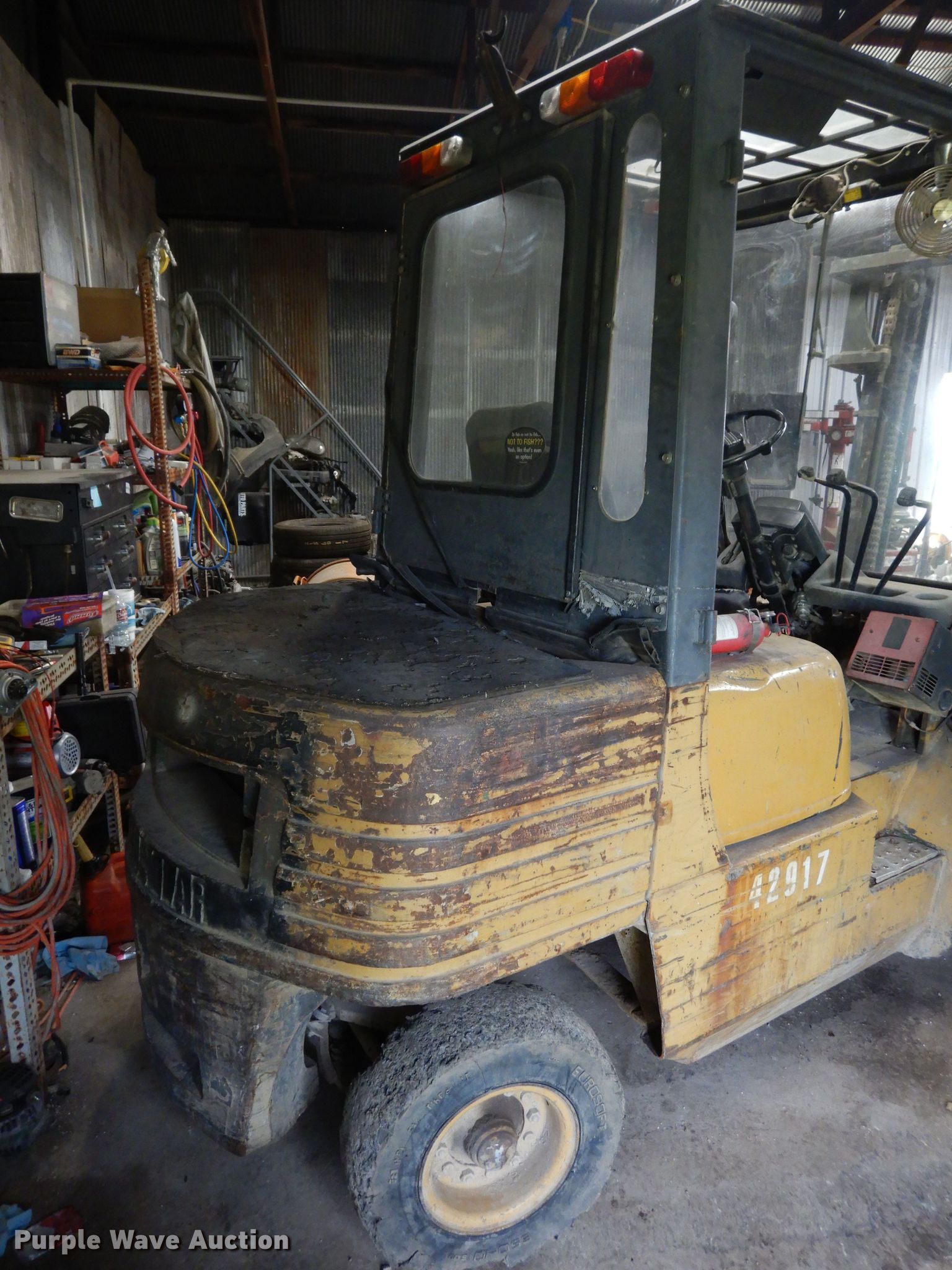 Caterpillar DP30 forklift in South Coffeyville, OK | Item GT9279 sold ...