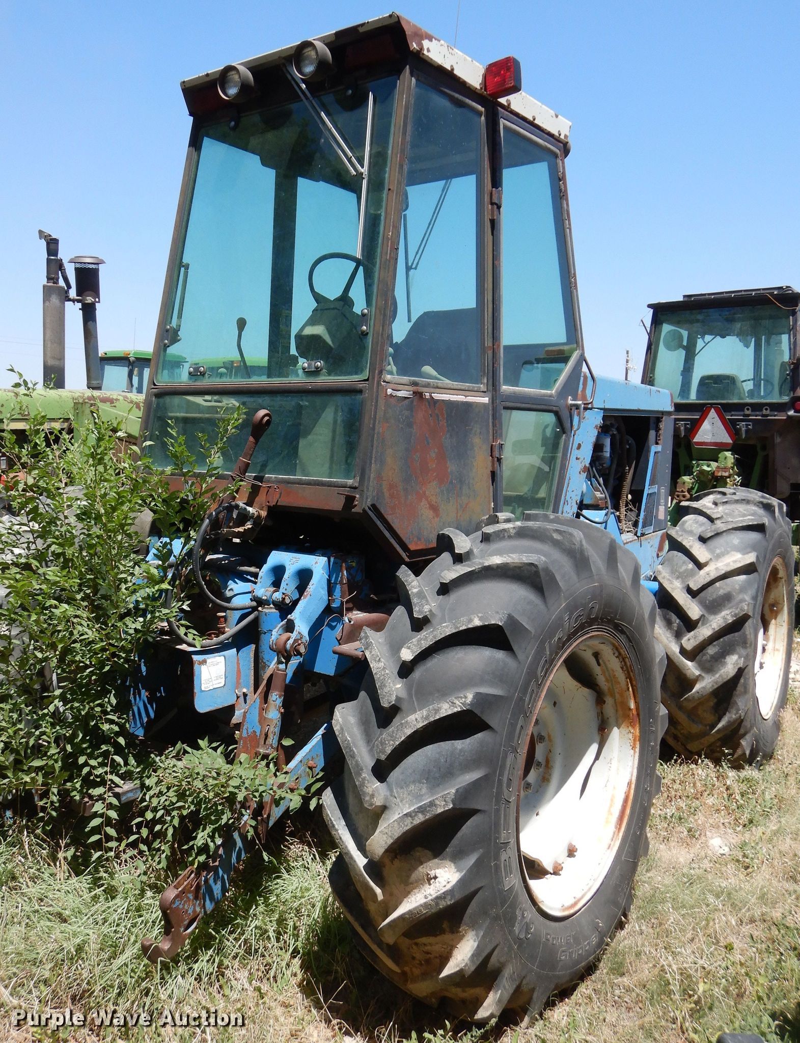 1989 Ford Versatile 276 4WD bi-directional tractor in Optima, OK | Item ...