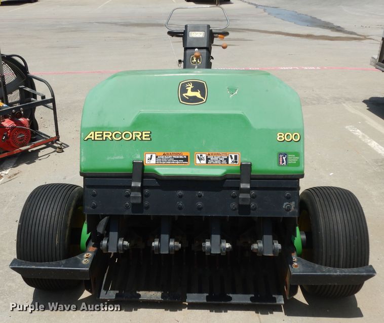 John Deere Aercore 800 aerator in Burleson, TX | Item DI5255 sold | Purple Wave