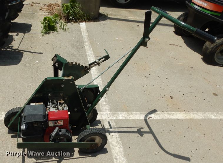Turfco 85303 edger in Burleson, TX | Item DI5261 sold | Purple Wave