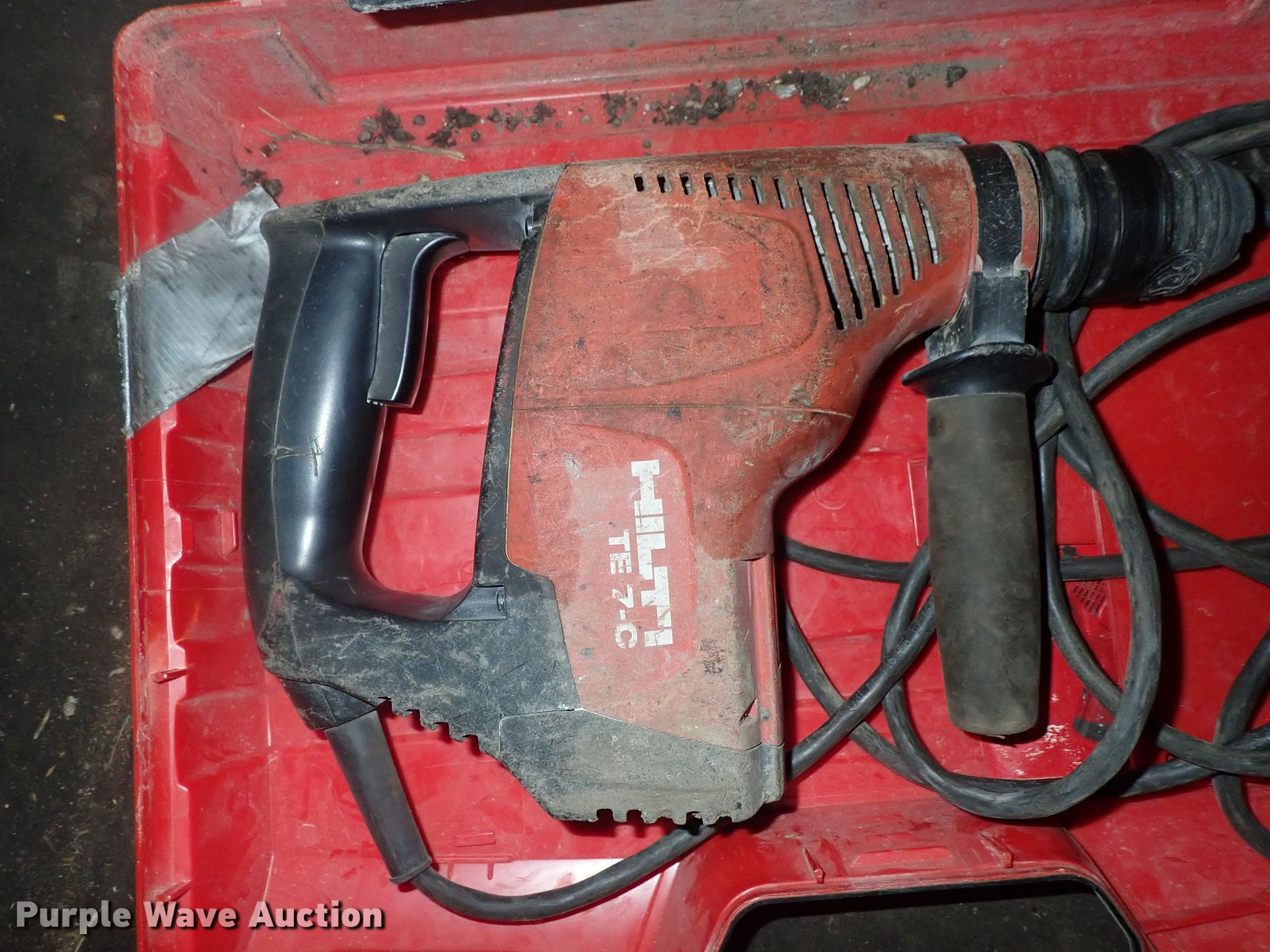 Hilton TE-7C rotary hammer in Mcpherson, KS | Item GS9237 sold | Purple ...