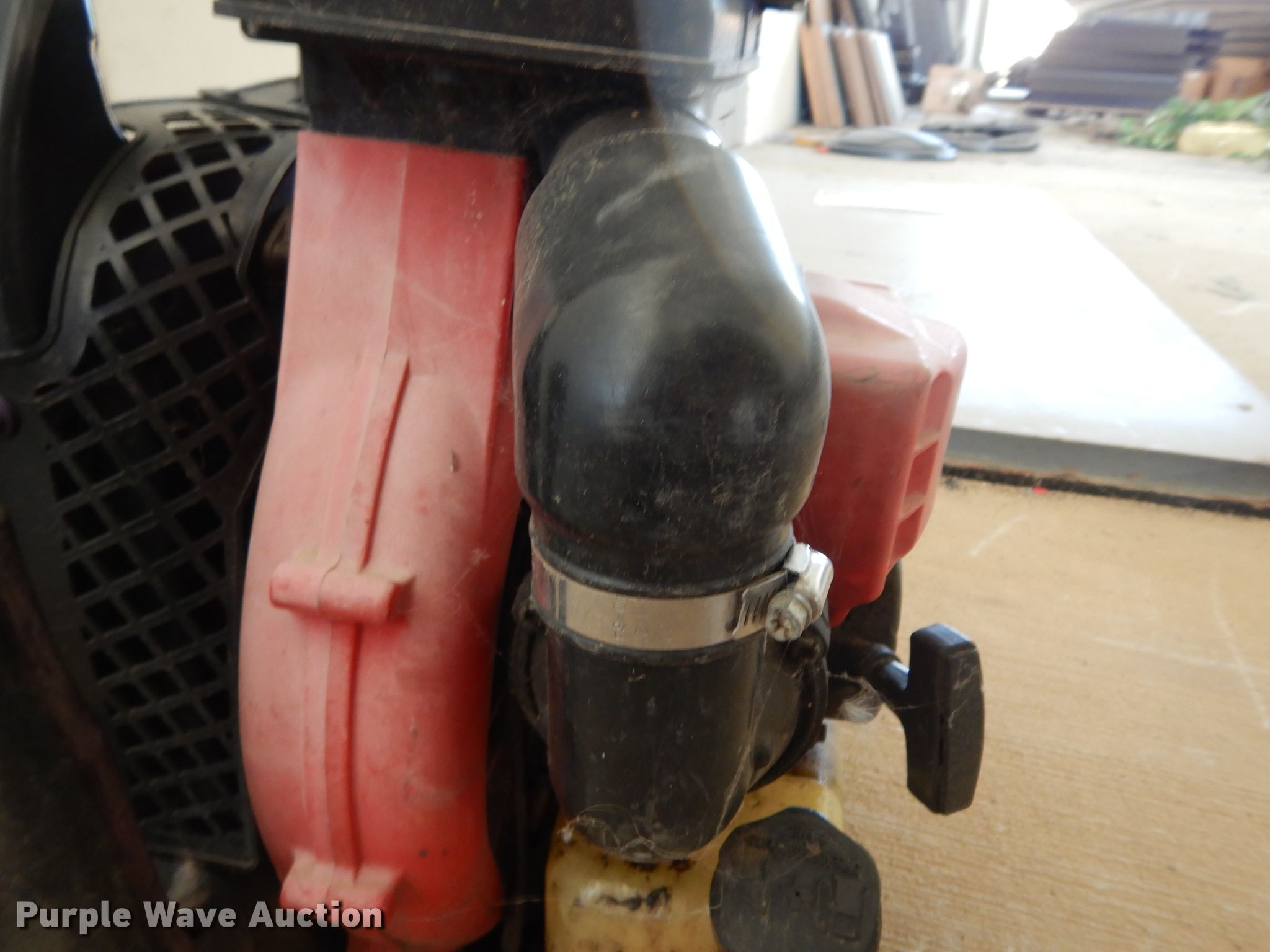 Redmax EBZ7100 blower in Burleson, TX | Item HC9731 sold | Purple Wave