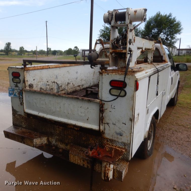 2000 Ford F250 Super Duty utility bed pickup truck with crane in ...