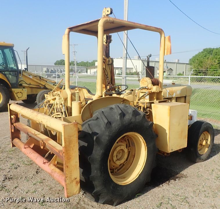 1971 John Deere 400 industrial tractor in Wichita, KS | Item DG2313 ...